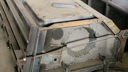 河道阶梯式生态护坡模具-箱式阶梯护坡钢模具整体结构明细