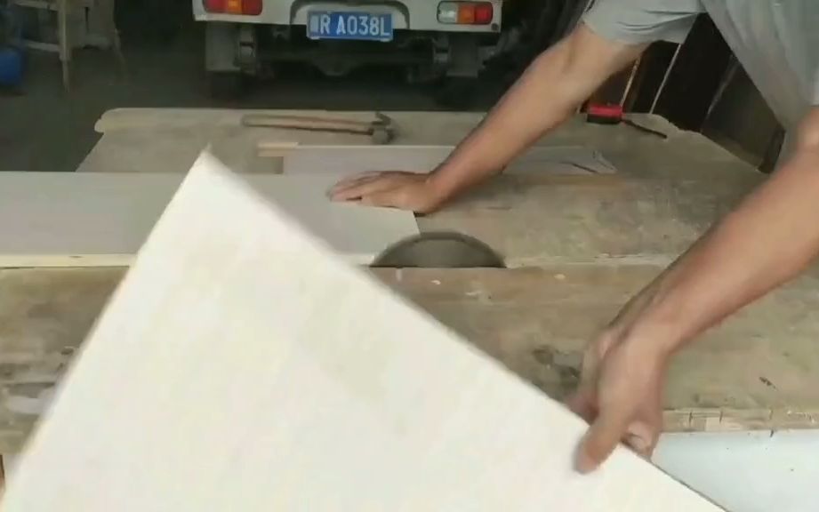 生态板无钉眼组装柜体,燕尾榫开槽感觉挺难的实际操作却很简单