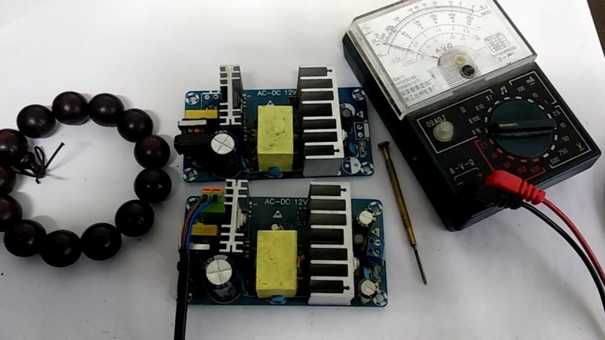 晒邦SKU:6723电源模块AC-DC12V损坏,查电路分析工作原理修复。