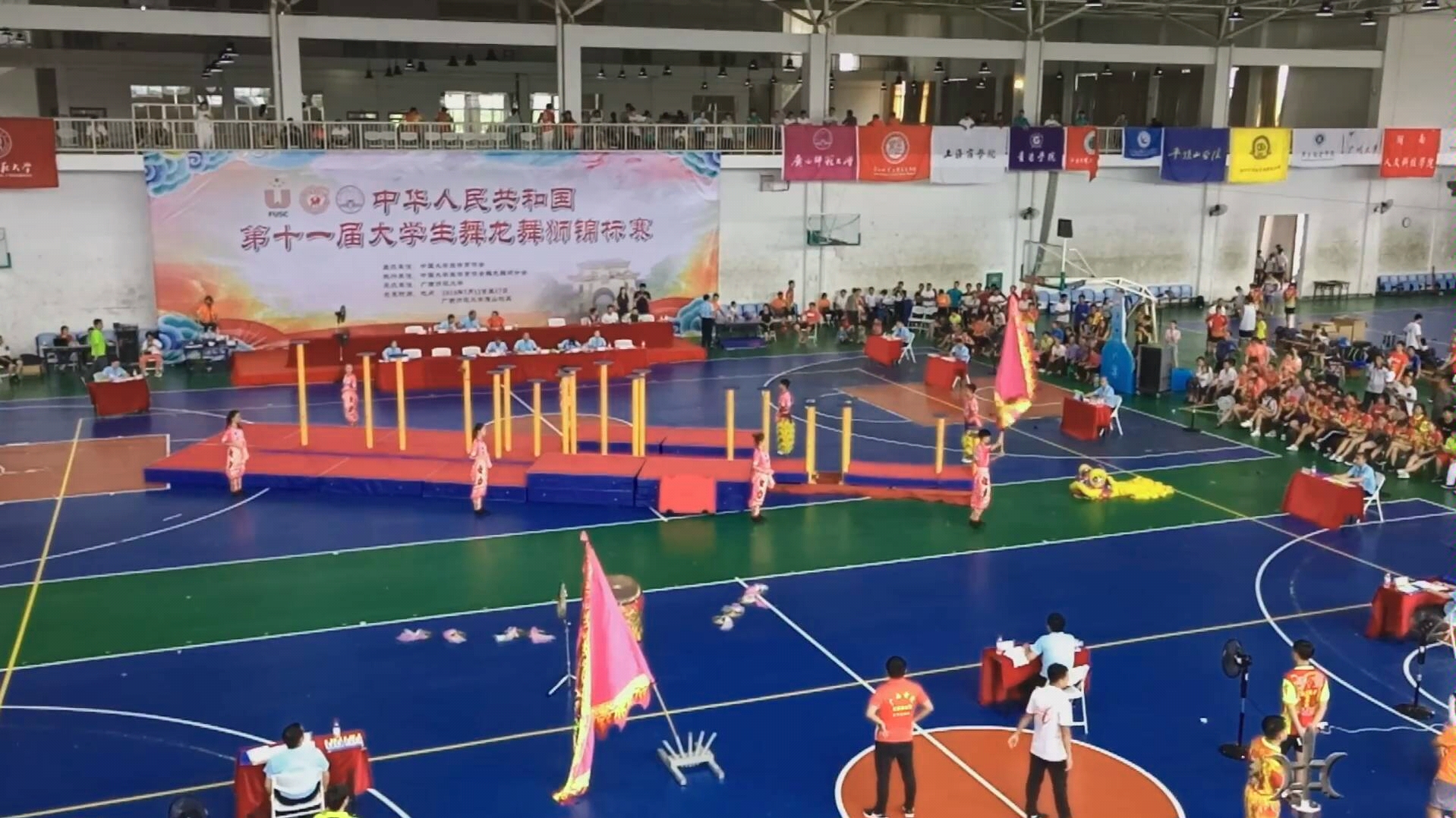 18年全国大学生舞龙舞狮锦标赛南狮比赛的某个视频