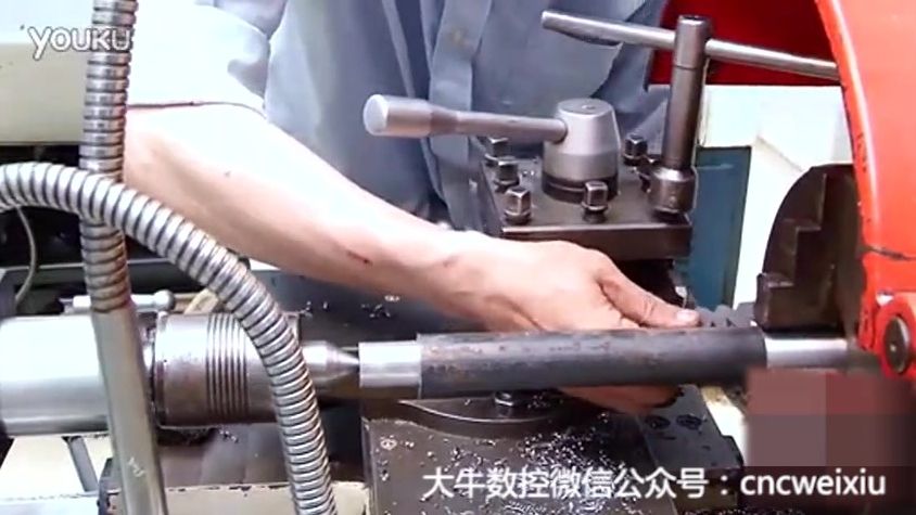 大牛妹妹教你详细的车螺纹(梯形螺纹)加工,快夸我!