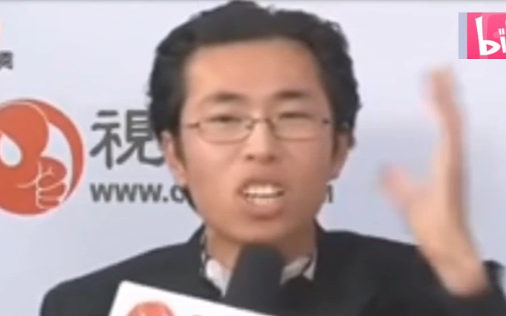 B哥痛骂非你莫属主持人张绍刚