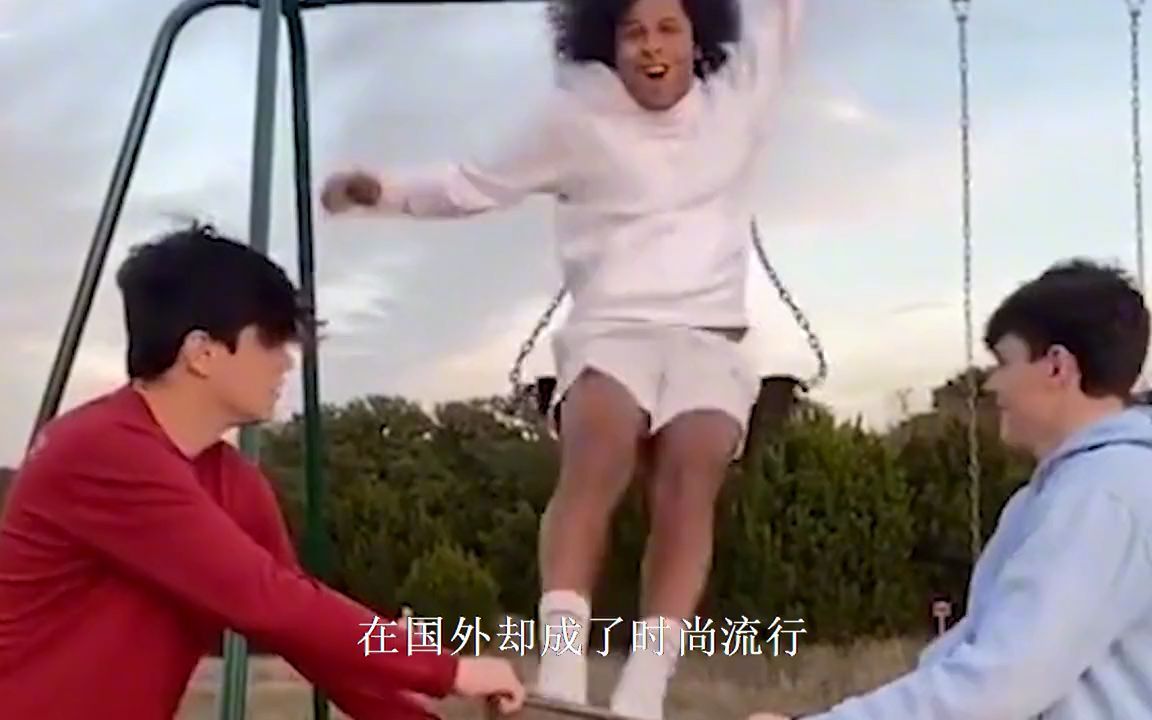 中国电动车迎来低谷,出口国外后效果惊人,老外:中国真牛