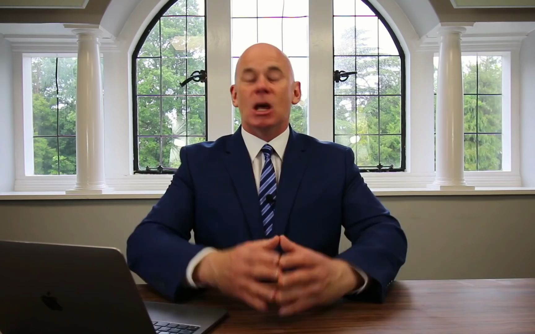 破解面试难题【你最大缺点是?】如何巧用缺点?What is your biggest ...