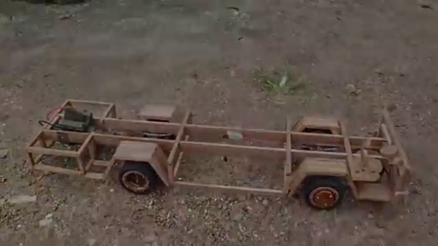 用木板制作一辆玩具车