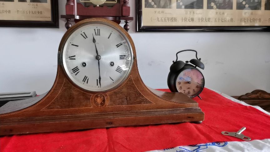 德国双剑座钟!品相一流!鞍山老钟表旧物件收藏
