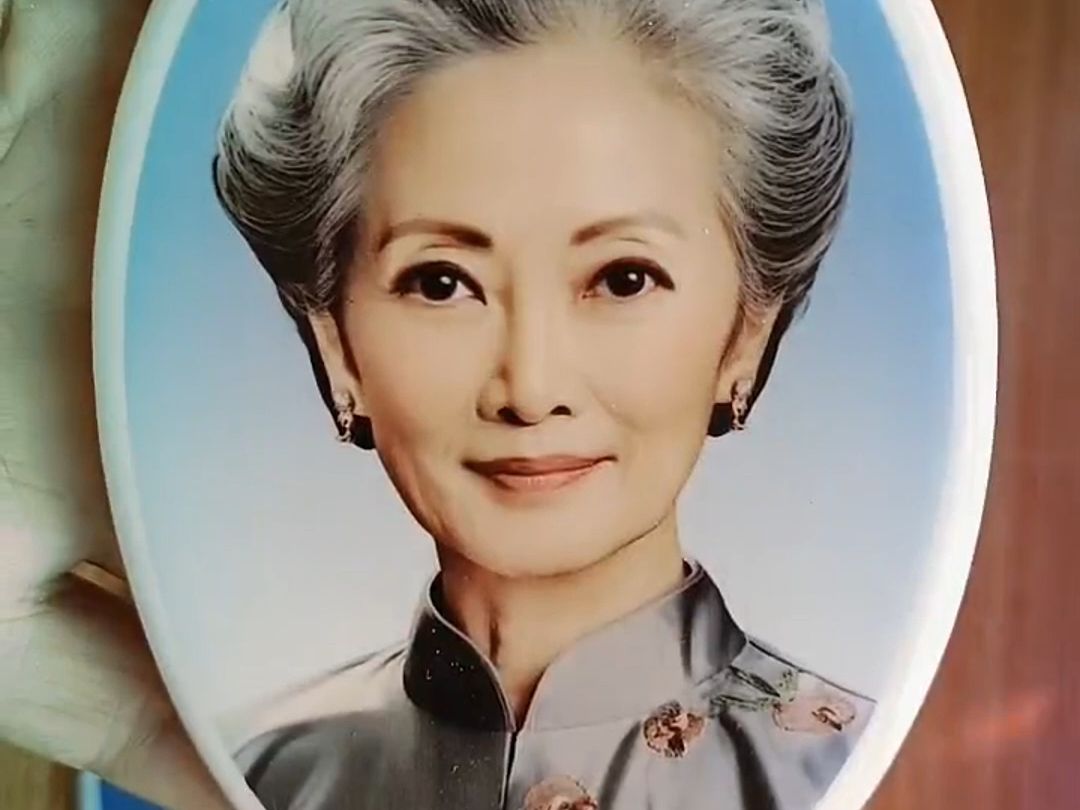 ...定做老人石碑瓷相瓷像定制瓷砖瓷板画像陶瓷照片制作人像烤瓷相片
