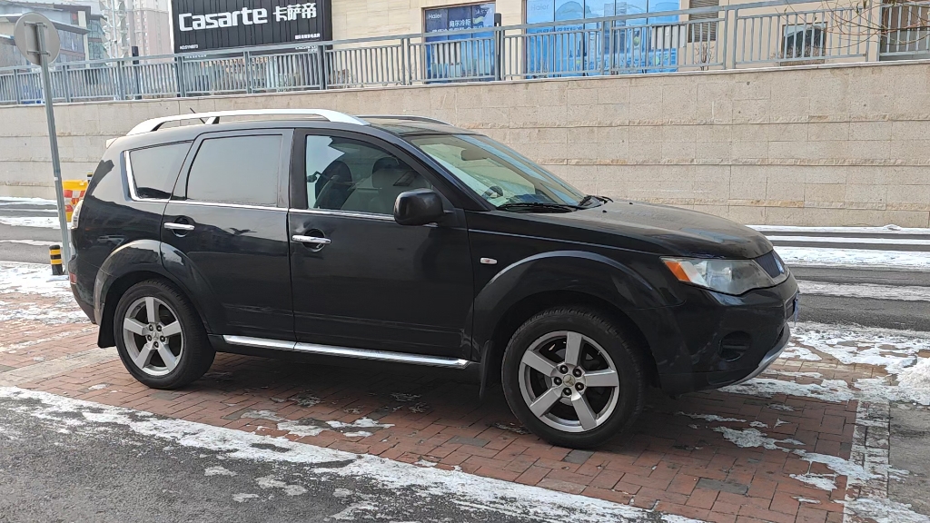 2009款三菱欧蓝德V6 -10℃冷启动