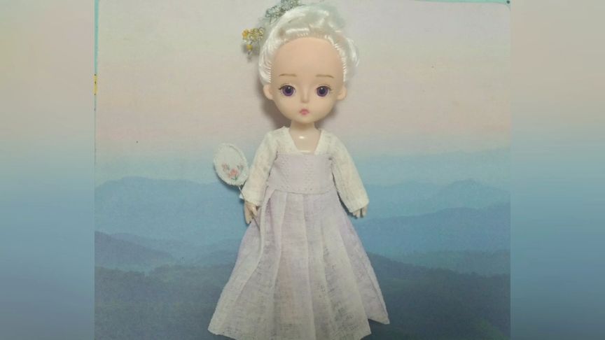 手工 缝衣服 第一次给芭比娃娃缝古装,打扮后真是大变样