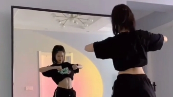 (搬运小计的小红书)小姐姐的舞蹈视频都很贴心做了分解呢!