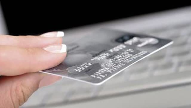 长期不用的银行卡,一直不注销会怎么样呢?银行柜员告诉你