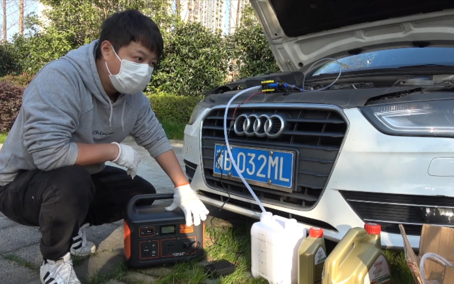 网上买的抽机油工具,20分钟能抽4升机油,一步步教你如何保养车