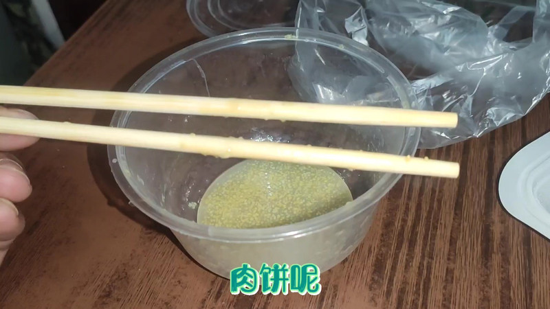 正确使用一次性筷子的方法,一定先这样做,吃了亏后我总结的方法