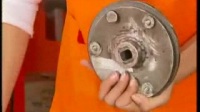 磨粉机清理和更换磨片(不要随意拆卸磨片)