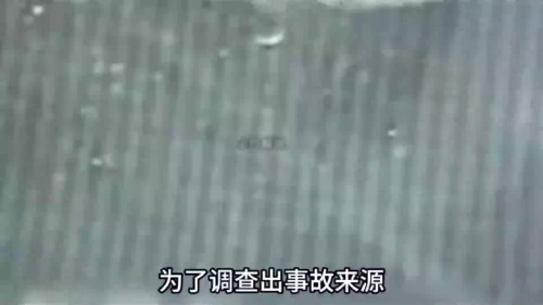 公交车诡异车祸真实录像公交车行驶中遭神秘力量袭击