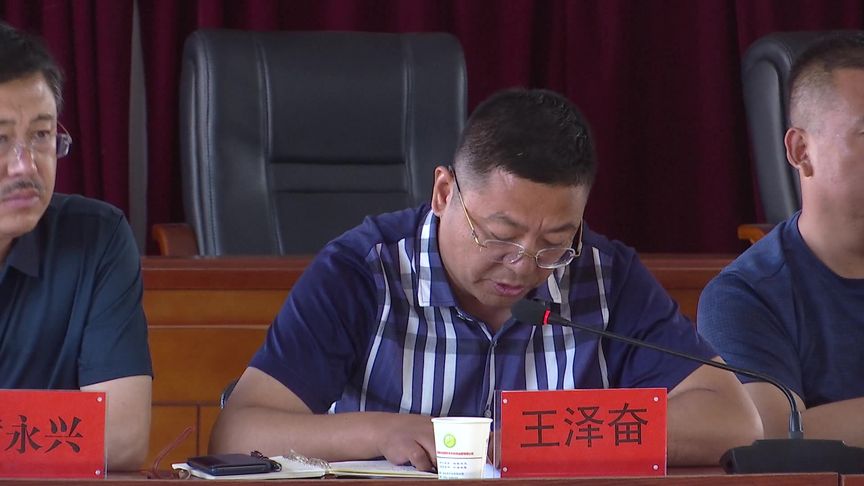 县兴盐公交公司开展安全生产综合应急演练活动