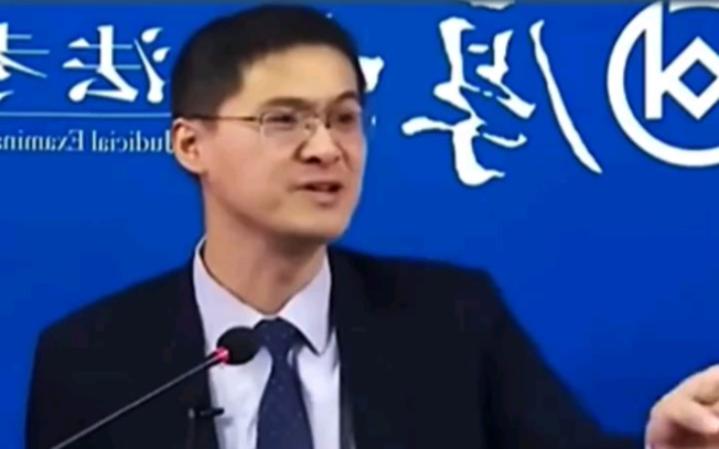 知法懂法守法用法,运用法律来维护自己的合法权益不受侵害。