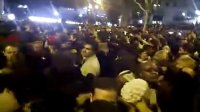 伦敦2012跨年烟火表演结束,全场大合唱