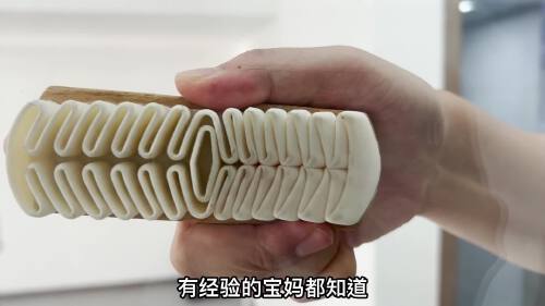 翻毛皮磨砂皮的鞋该怎么处理呢?
