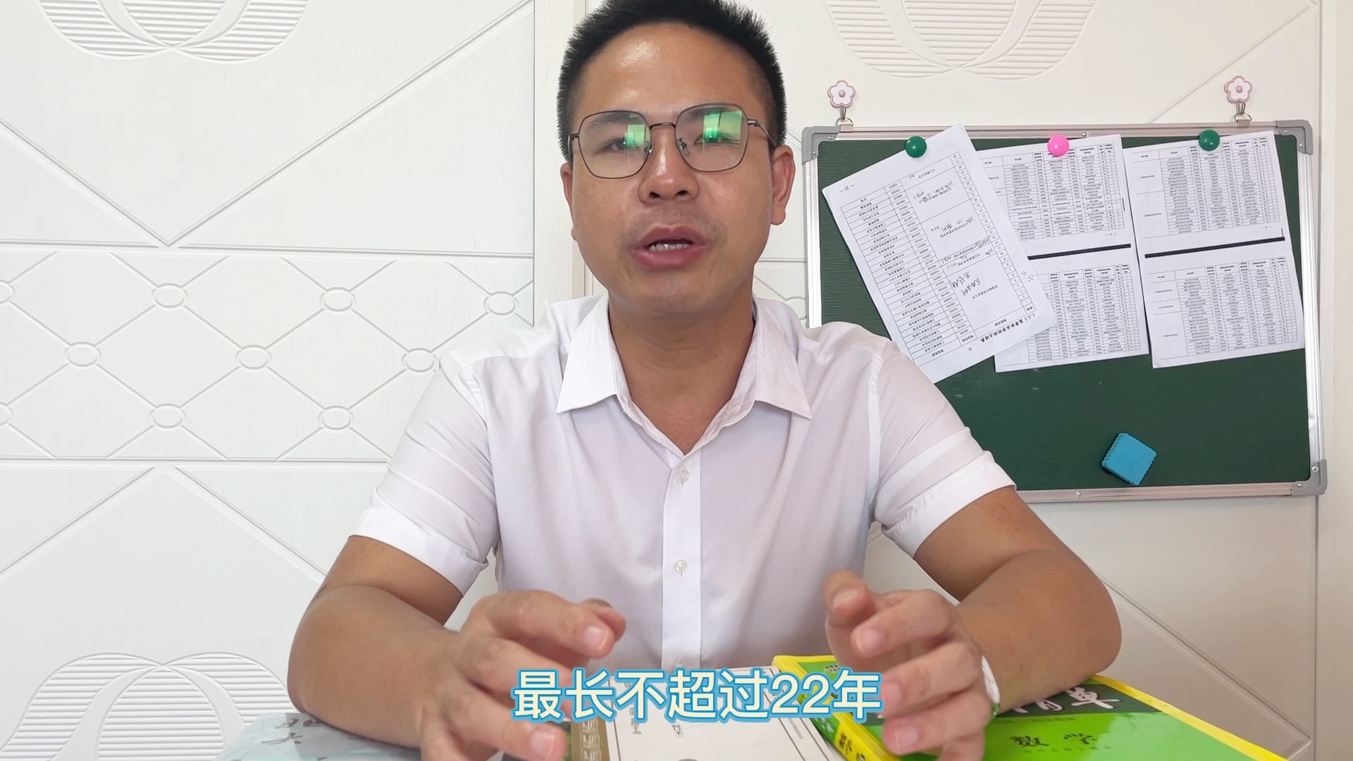 贫困大学赶紧用好信用助学贷款,大专本科可贷1.2w,研究生可贷1.6w。...