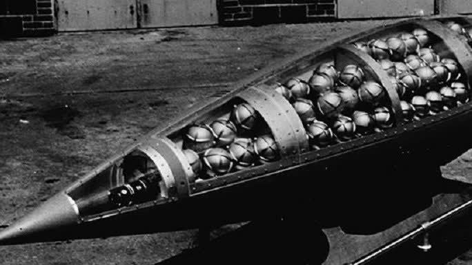 全球3大“禁用武器”第1名美国军刀美国,第2名直接消失在人体内