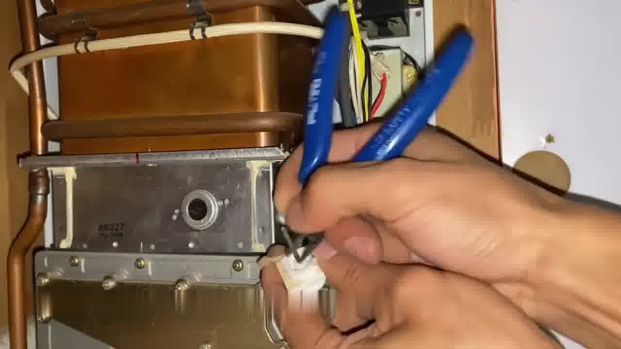 法罗力壁挂炉eco一直亮是什么意思￥《,那我就。不理会了。反正吧,算...