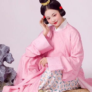 白牡丹不吃黑牡丹 