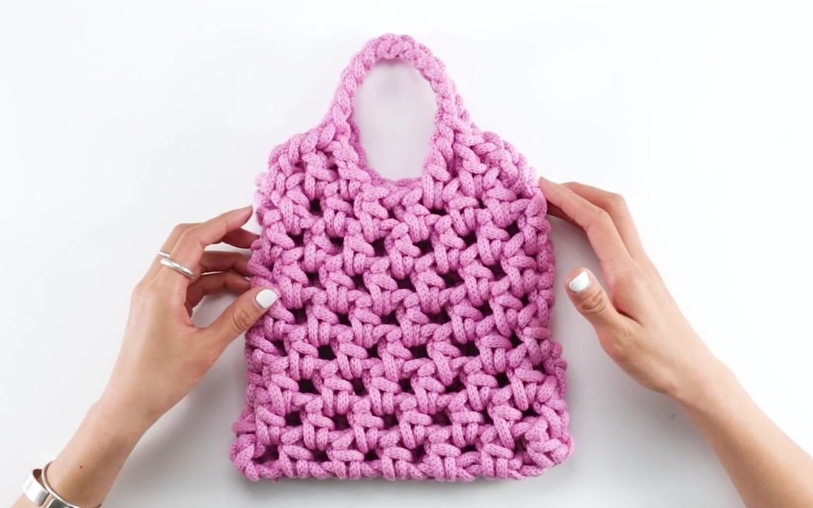钩针编织实用方便的基础款手提包,非常简单适合新手