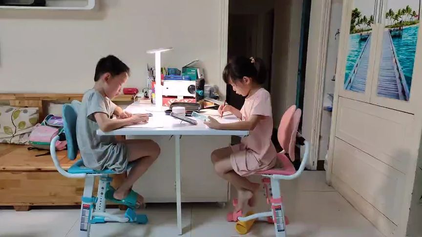 认真完成暑假作业