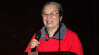 老版《还珠格格》中的容嬷嬷,年轻的时候原来这么漂亮