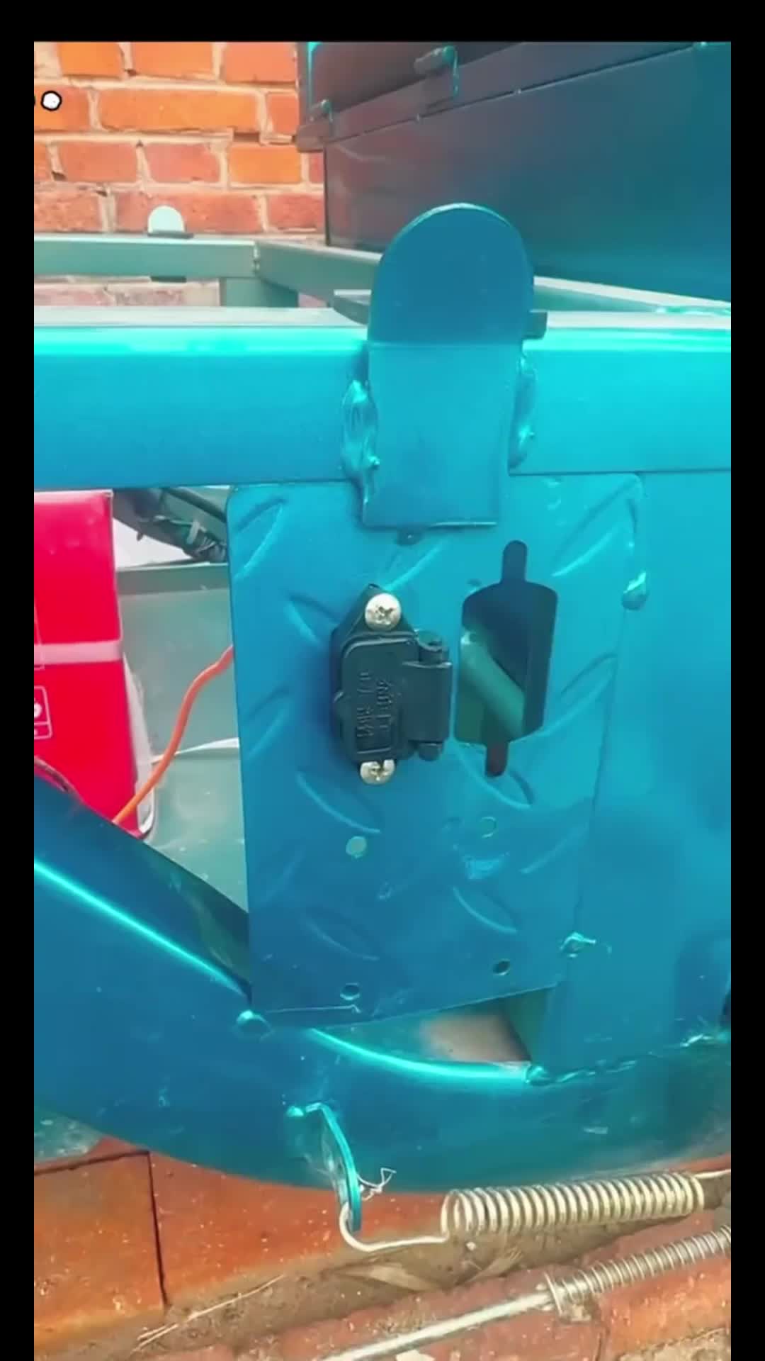 2025年新款直流逆变器快充插座三轮车电动车电源排插转换器升压