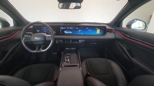 仪表盘黄灯亮起别慌张!这个标志不注意小心车毁人亡