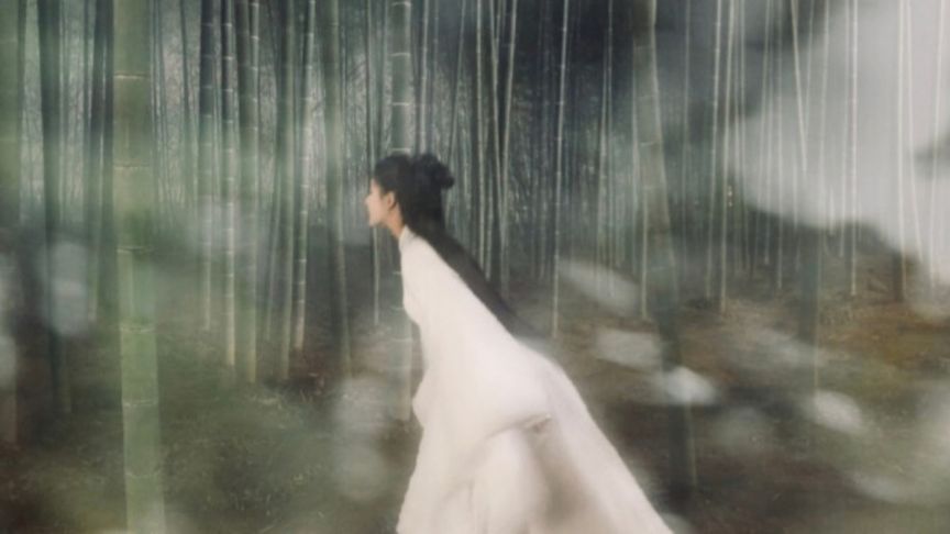 穿越故事:从现代往回走,经过民国再到古代,一直美是种什么感受