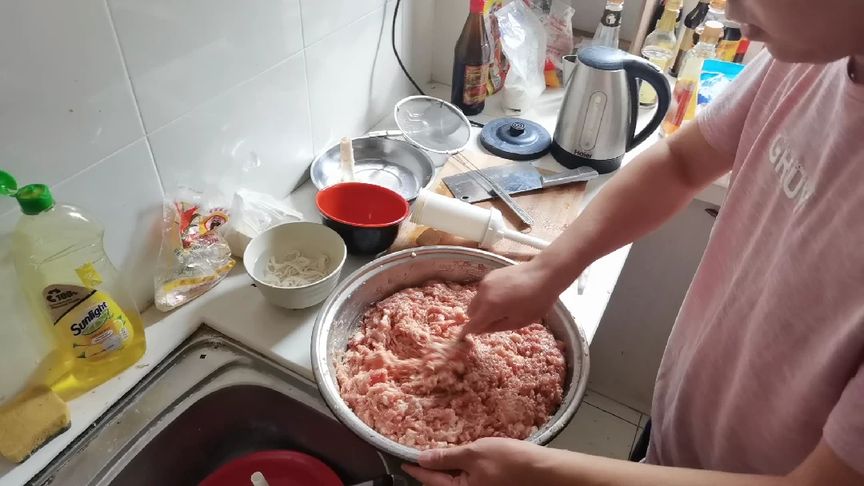 过星期在家自制灌肠,手有点生,自我感觉良好