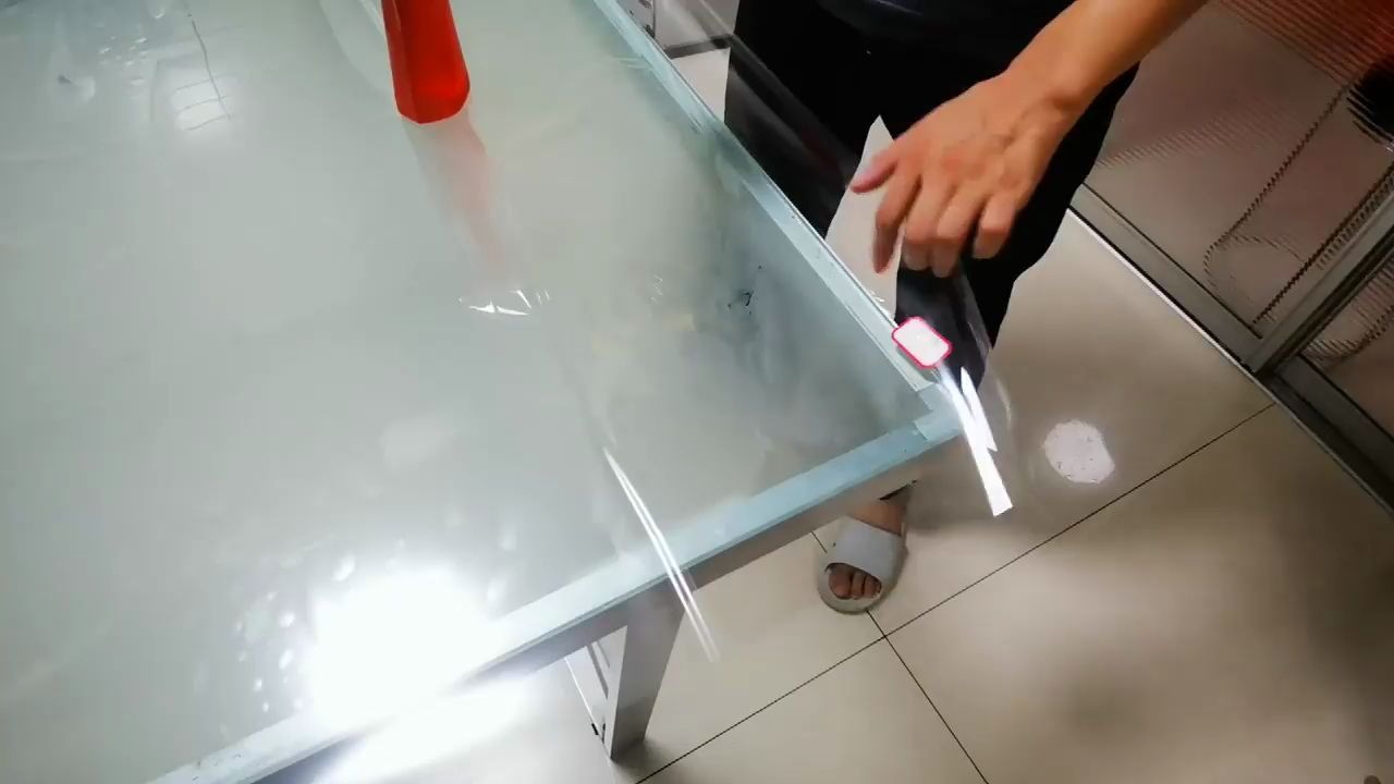 家具膜、玻璃膜撕膜方法