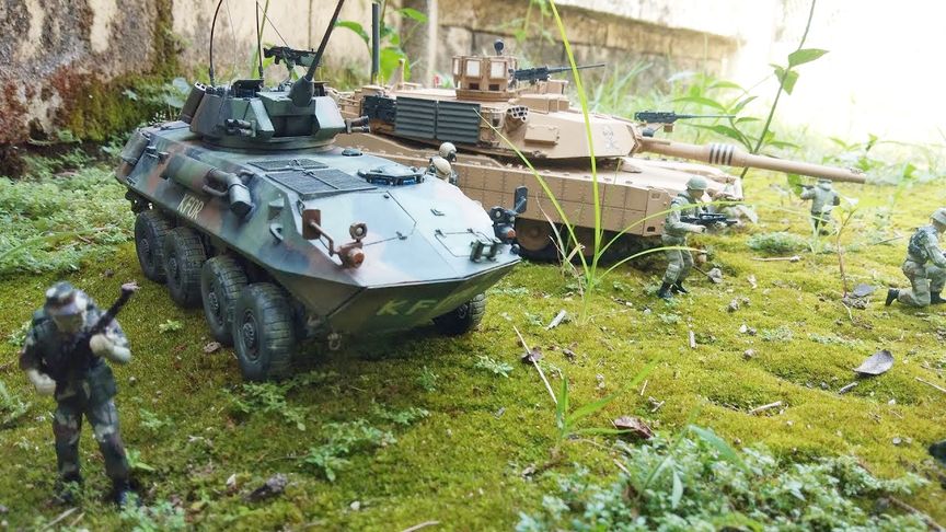 RC模型:LAV25巡逻艇