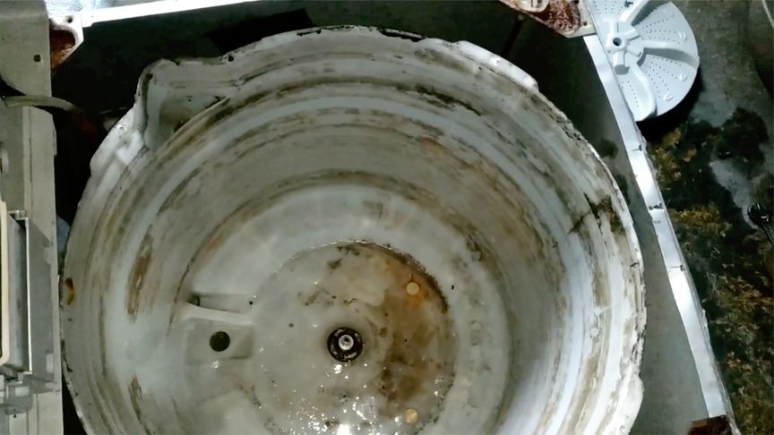 网友问我洗衣机水排不干是怎么回事,我觉得还是找个师傅来修省事