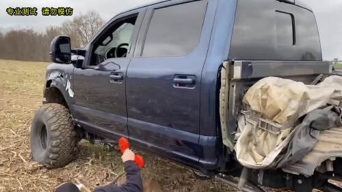 暴力测试福特F350,"陆地怪兽"能否拉动10吨木材?