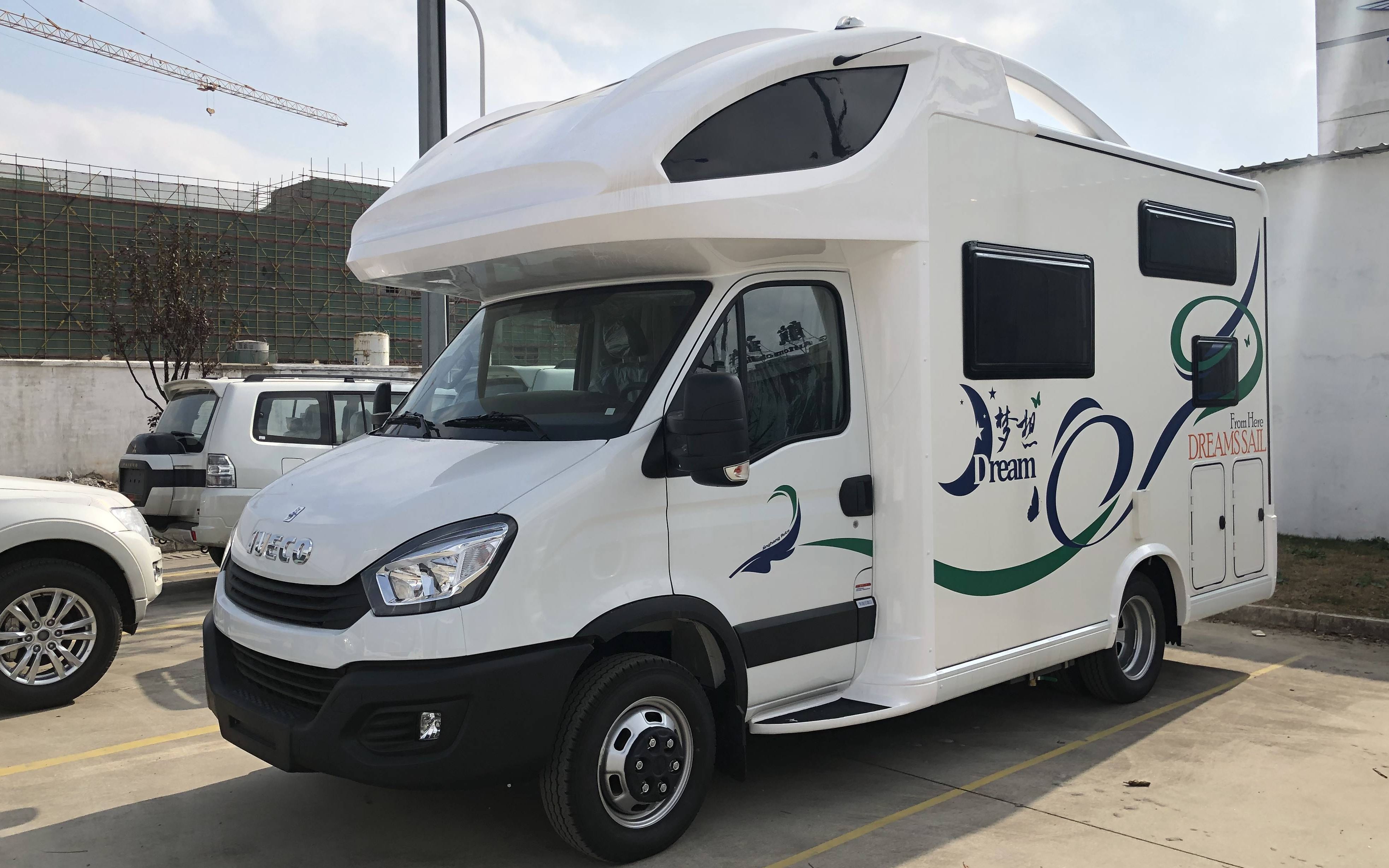2020款依维柯房车_国产依维柯新欧胜C型梦想房车
