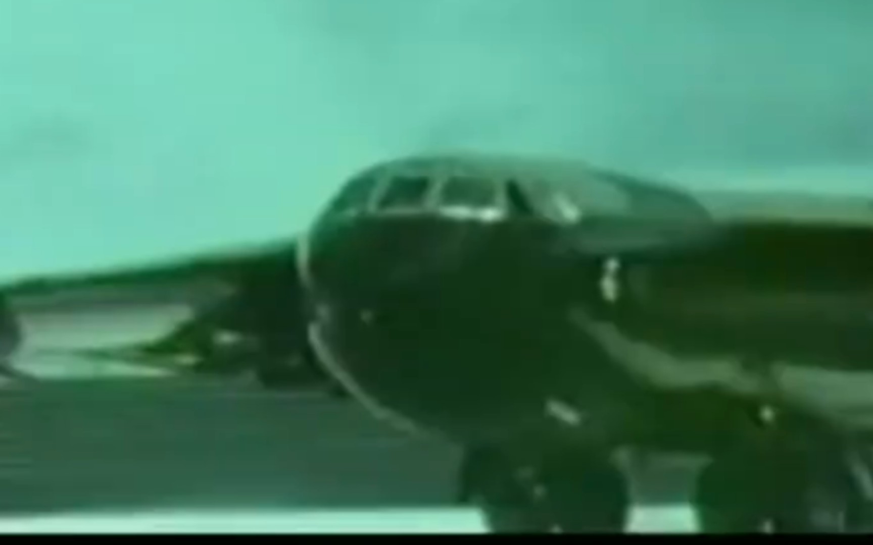 越南战争中,美军持续三年轰炸北越,投弹量竟是整个二战的四倍!