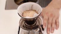 c004实拍过滤咖啡粉起泡