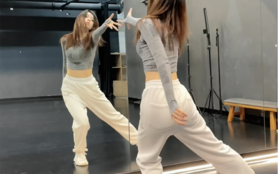 零基础舞蹈《遗憾的过客》镜面完整版(明天出超详细教程)