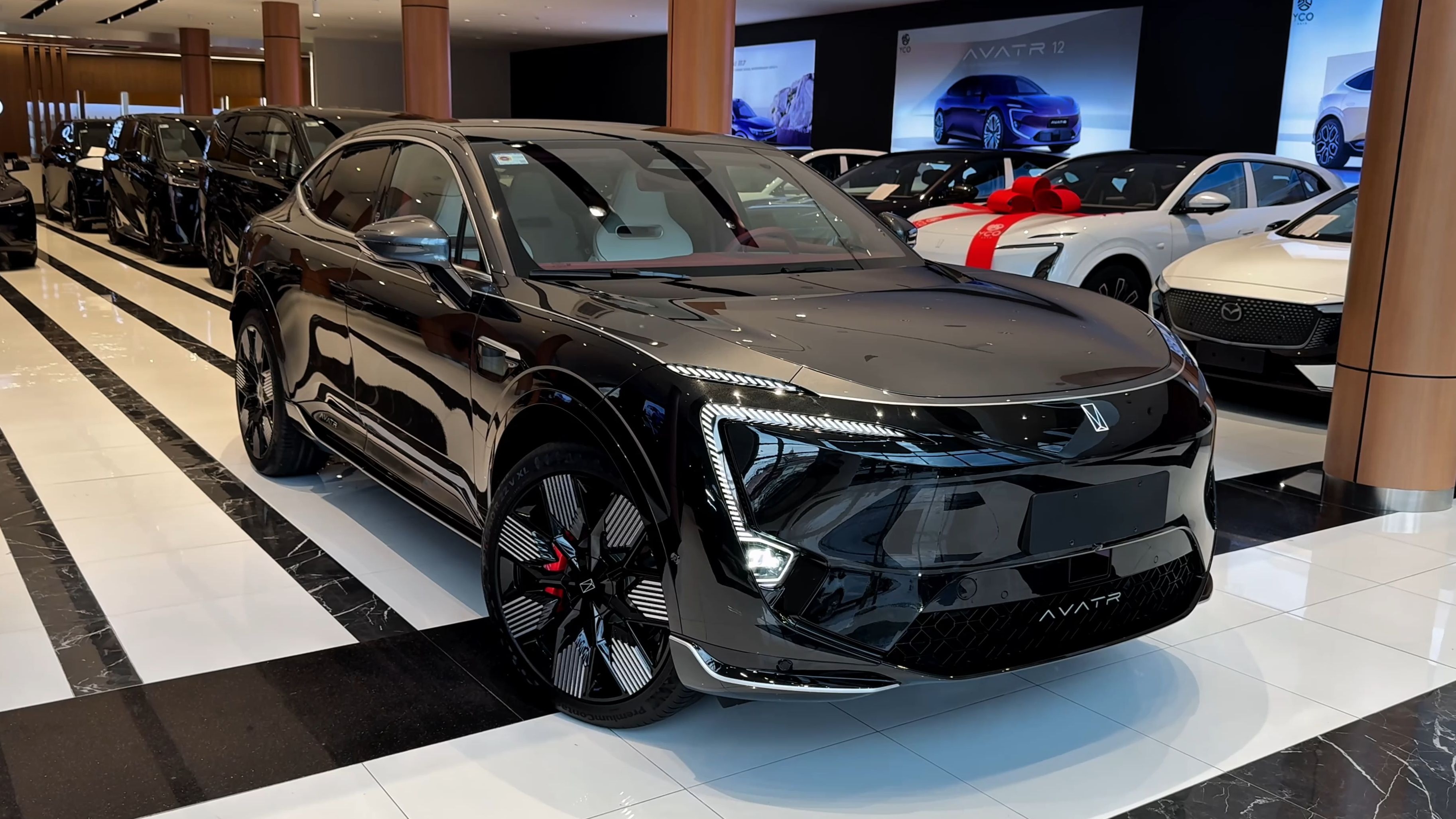 2025款阿维塔11皇家剧院版——豪华与高科技并存的SUV