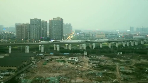 急弯观测!厦门北-北京南方向的高铁列车,疾驰通过大转弯驶离