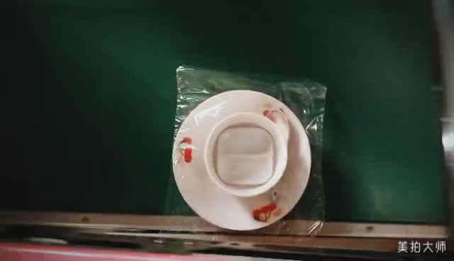 【群昌包装机械】一次性消毒餐具L型包装机