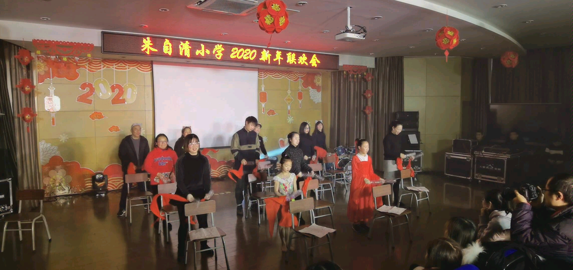 简单易学的年会节目