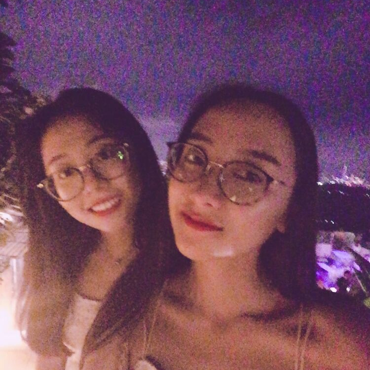 塔塔和Mong婷 