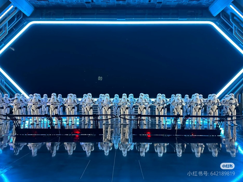 ...第一视角 无轨乘骑,运动模拟器,升降乘坐系统,18分钟的星际传奇旅程