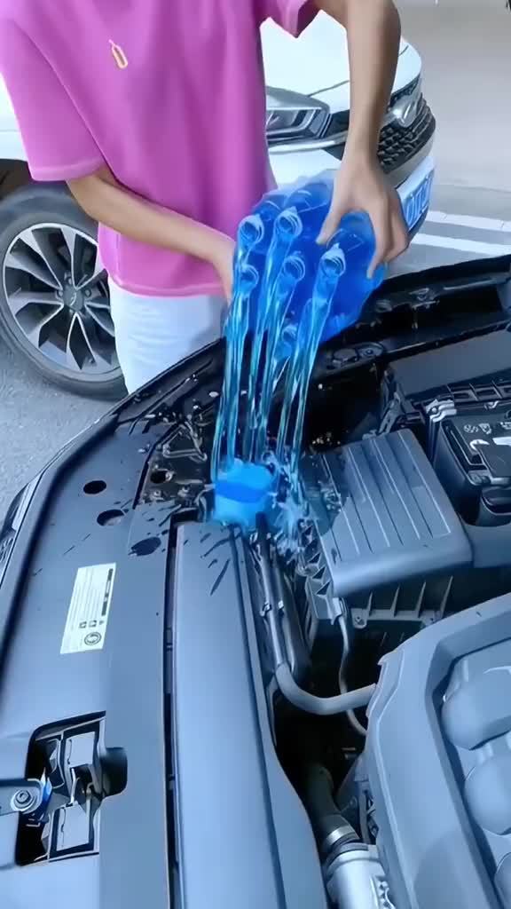 玻璃水泡腾片,可以去除油膜、虫污污垢#玻璃水泡腾片#汽车好物