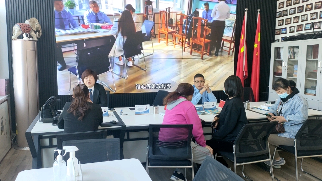 《城管协管员》年龄:男18-45岁以内学历:中专以上学历内容: 清理街道...